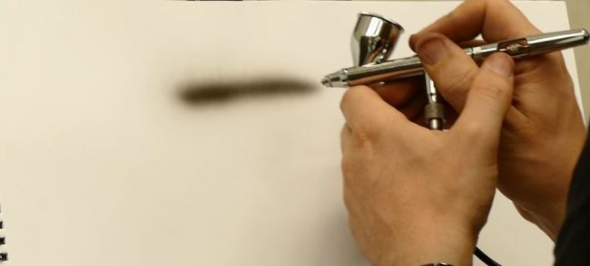 Airbrushing fine lines [Free Airbrush Lesson 3] - AirbrushGeek